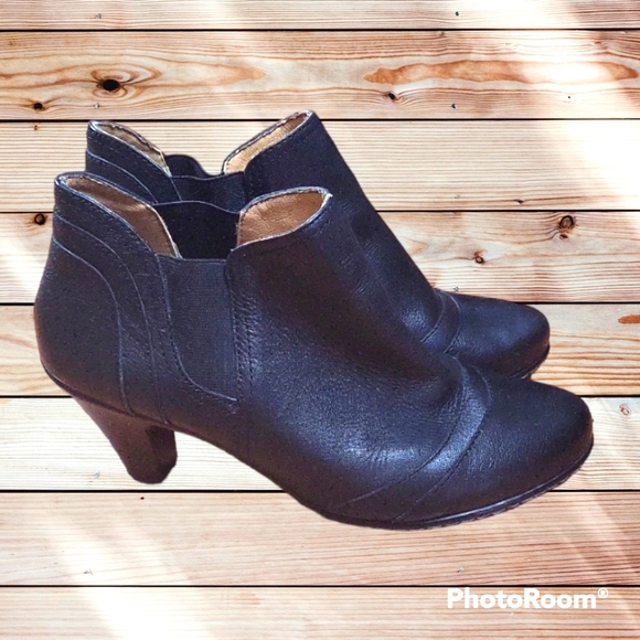Softspots | Shoes | Softspots Black Leather Booties | Poshmark